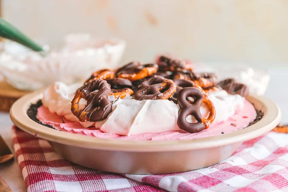 No-Bake Fluffy Creamy Cranberry Pie Joy the Baker